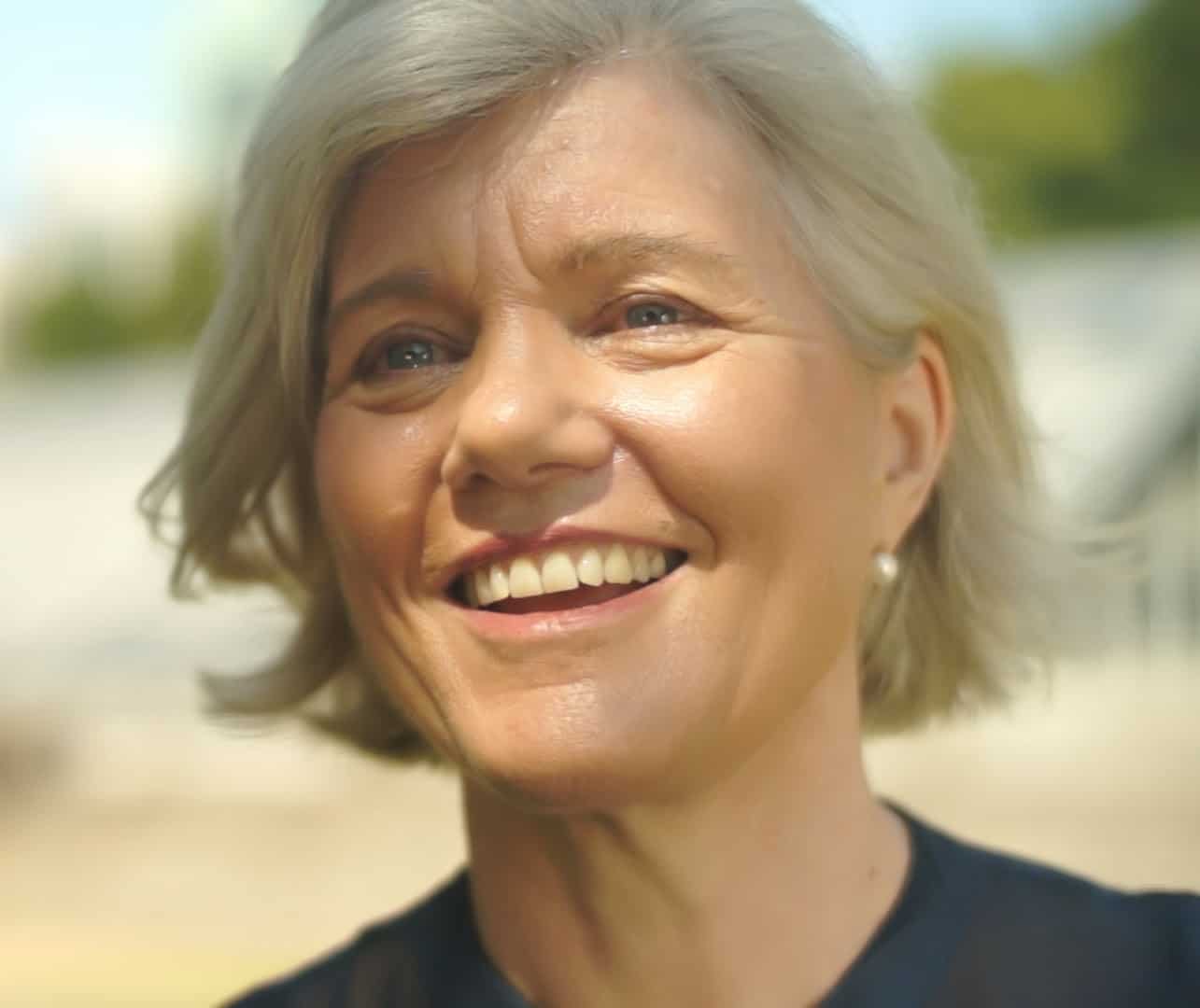 FinTech Australia Adds Female Fintech Leader Of The Year Award To ...